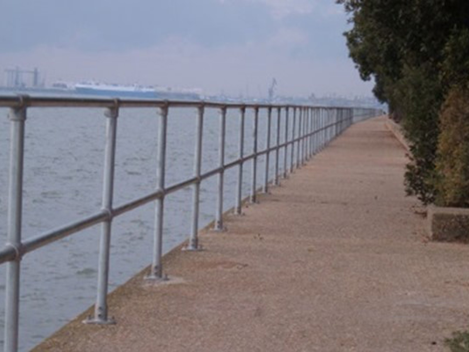 Interclamp® Handrail Tubes - Galvanised and Powder Coated