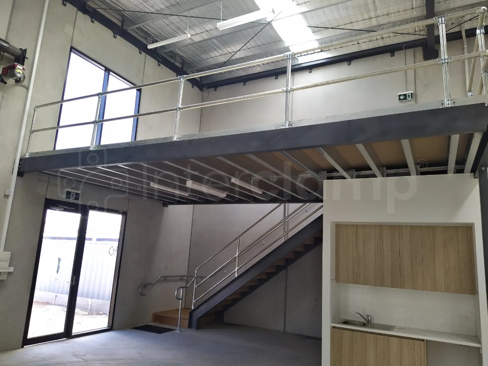 Interclamp Key Clamp Mezzanine Balustrade Installation